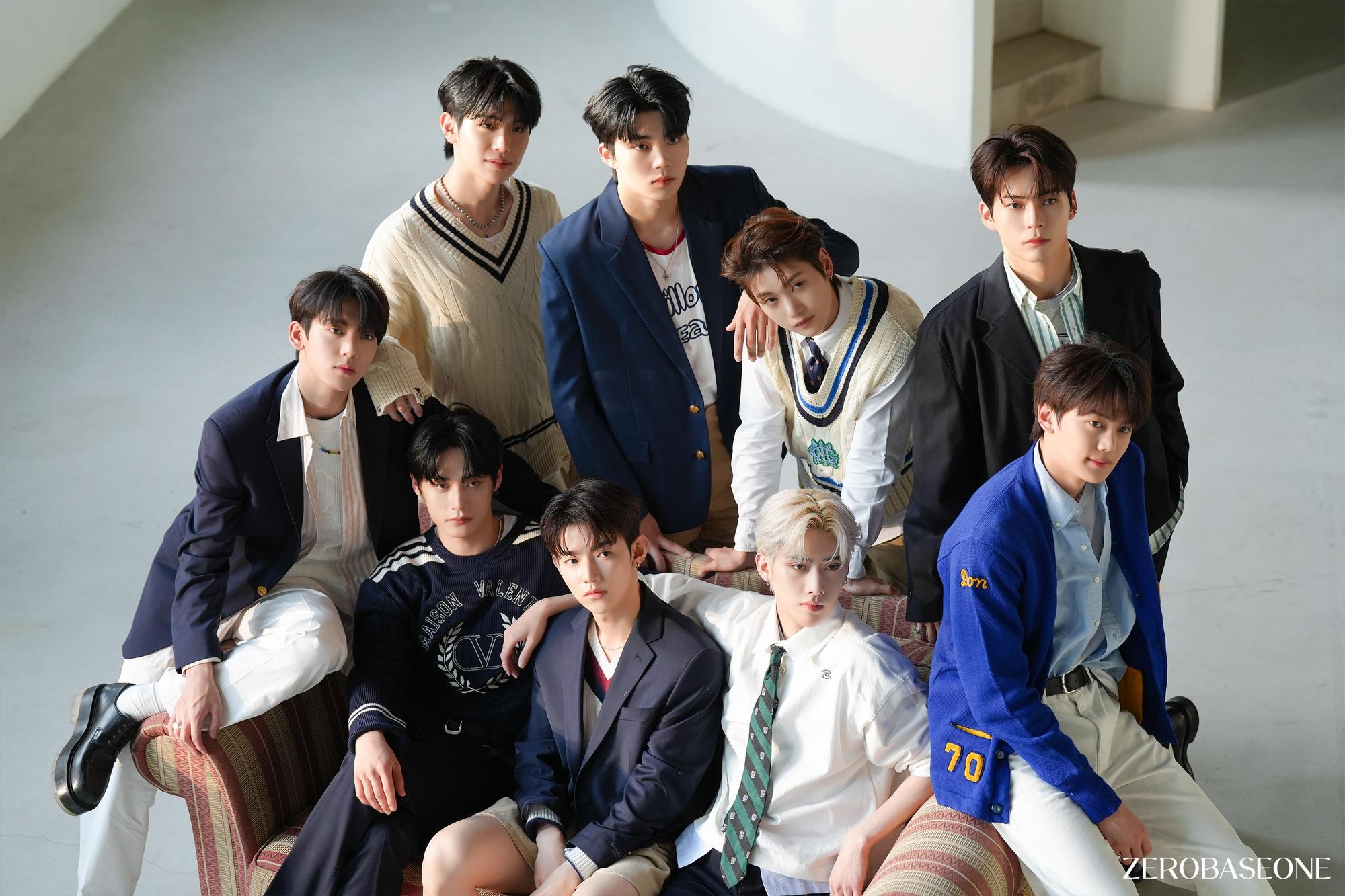 ZEROBASEONE 1st Global Official Fanclub Kit Behind Photo